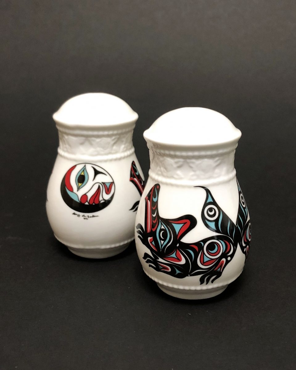 product-15001-ceramic-wolf-design-salt-pepper-shakers • Spirit Gallery